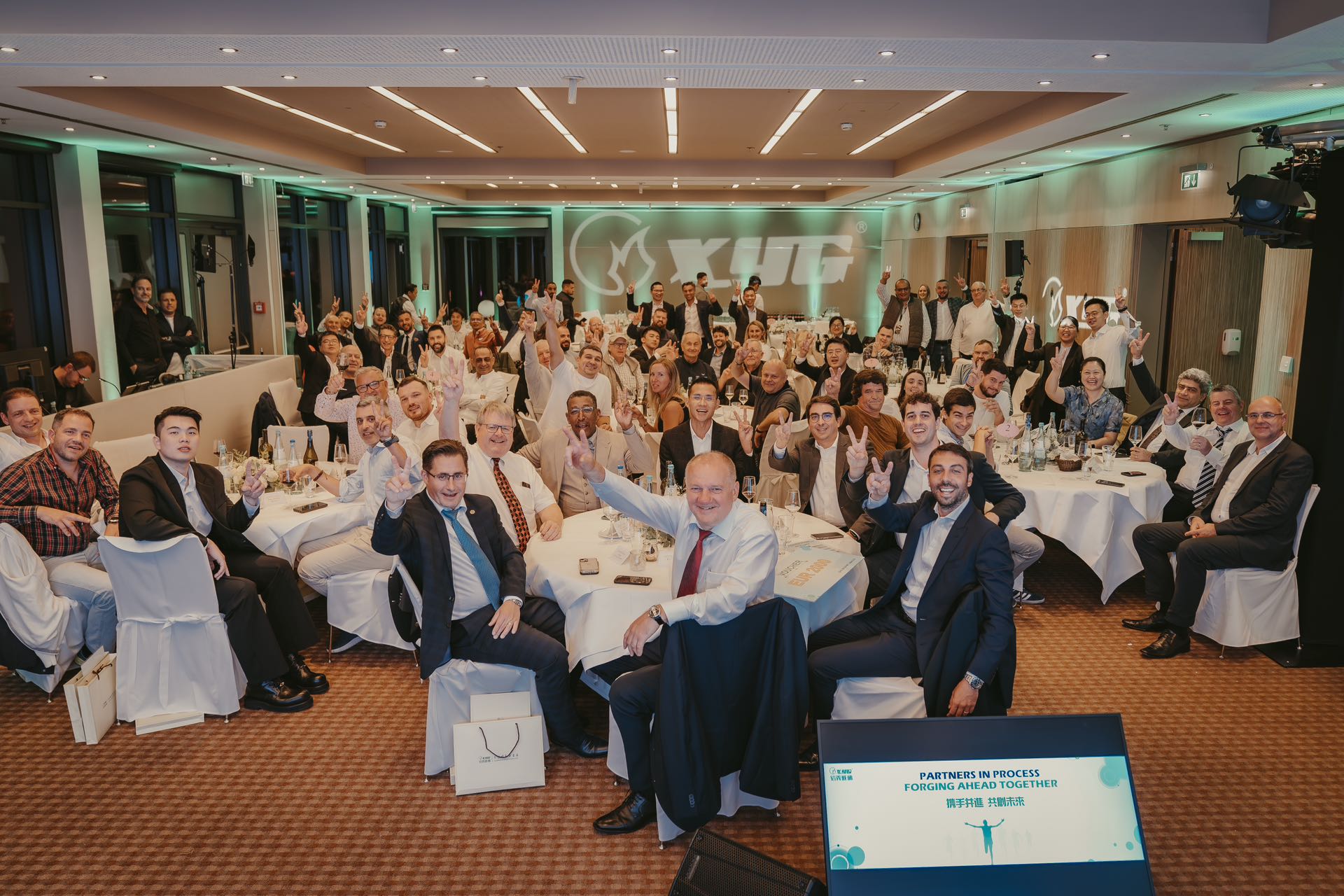 Xinyi Glass (XYG), leading manufacturer of float glass, auto glass and ...